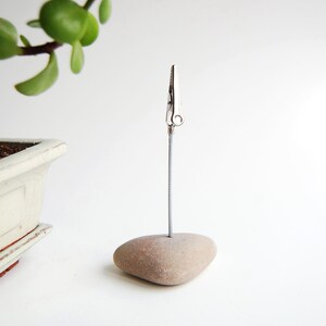 Stone Photo Clip Stand, Picture Clip Holder, Beach Pebble Art Memo Clip ...