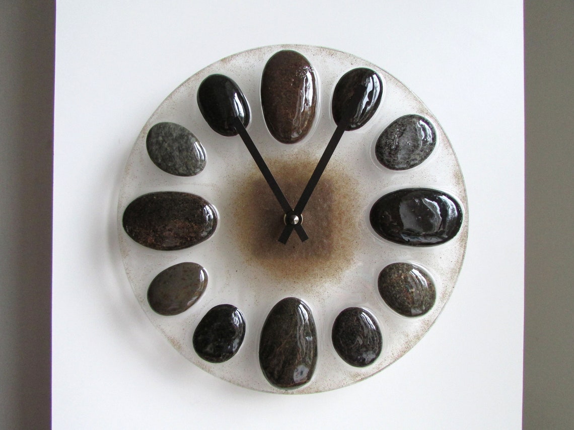 Black Stone Clock 9.5 Epoxy Resin & Pebble Art Clock | Etsy