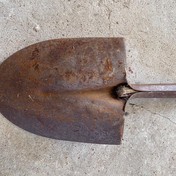 Rusty Shovel - Etsy