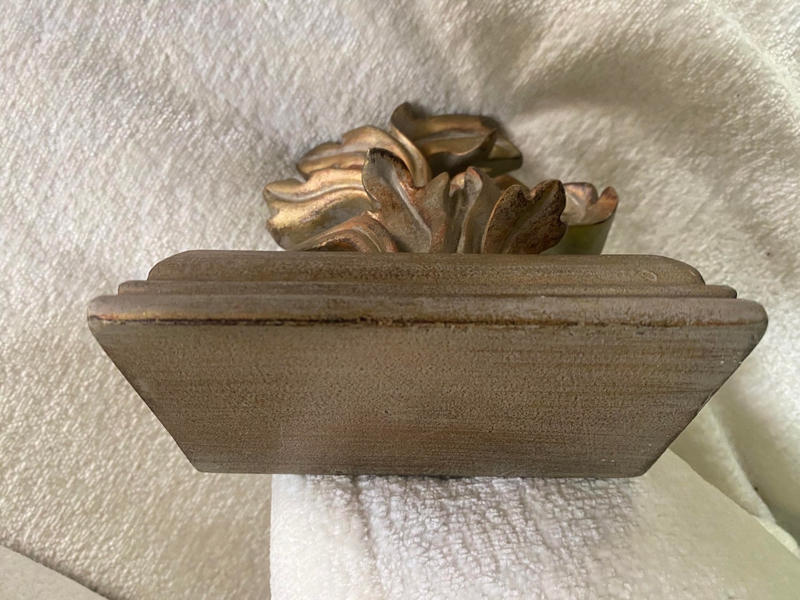 Vintage Scroll and Floral Florentine-style Gold Gilt Small Wall Shelf ...