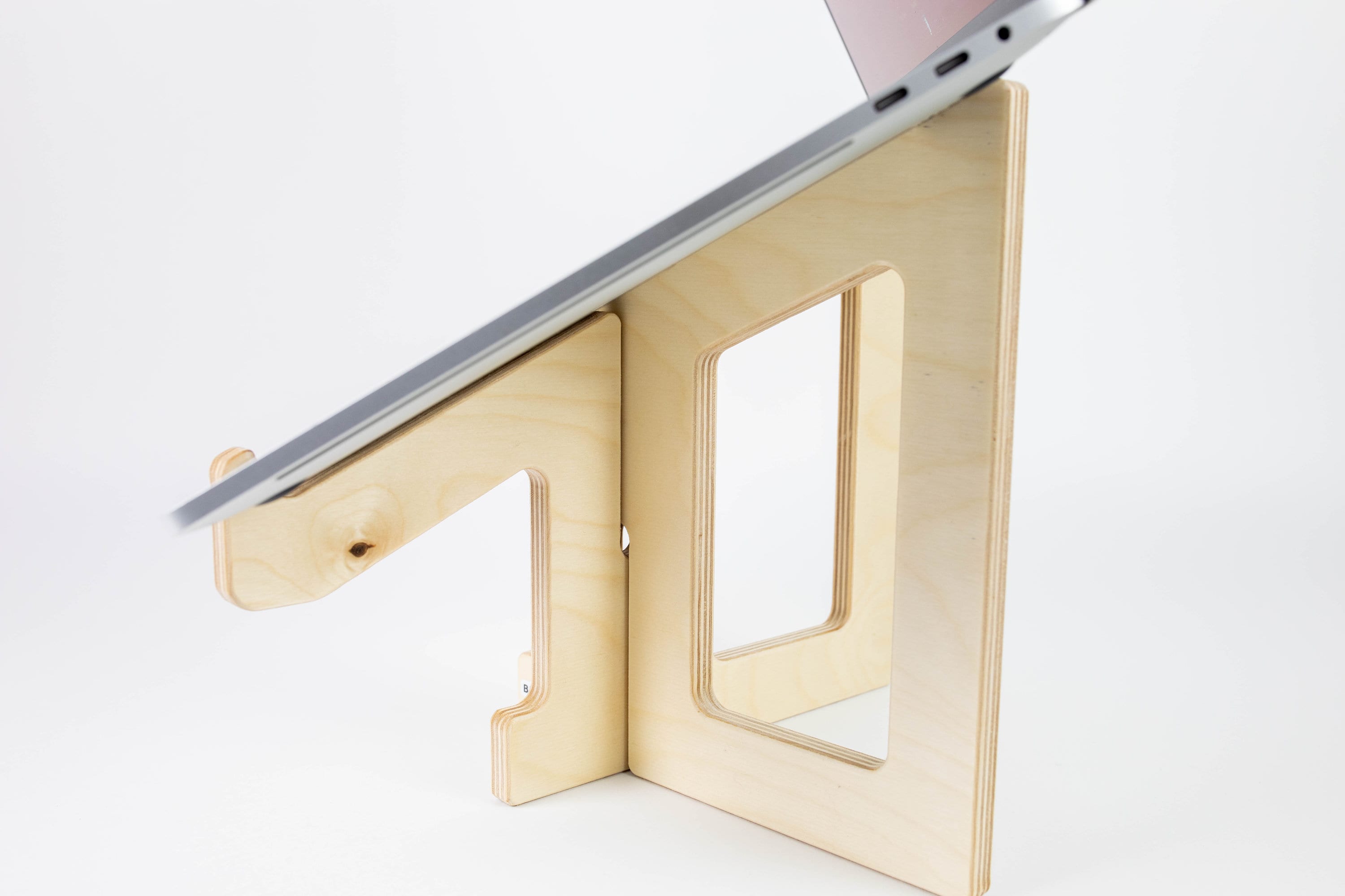 Laptop Stand: Ergonomic Birch Plywood for Macbooks - Etsy