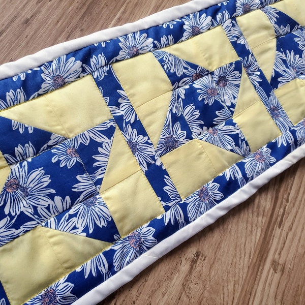 Spring Table Runner - Etsy