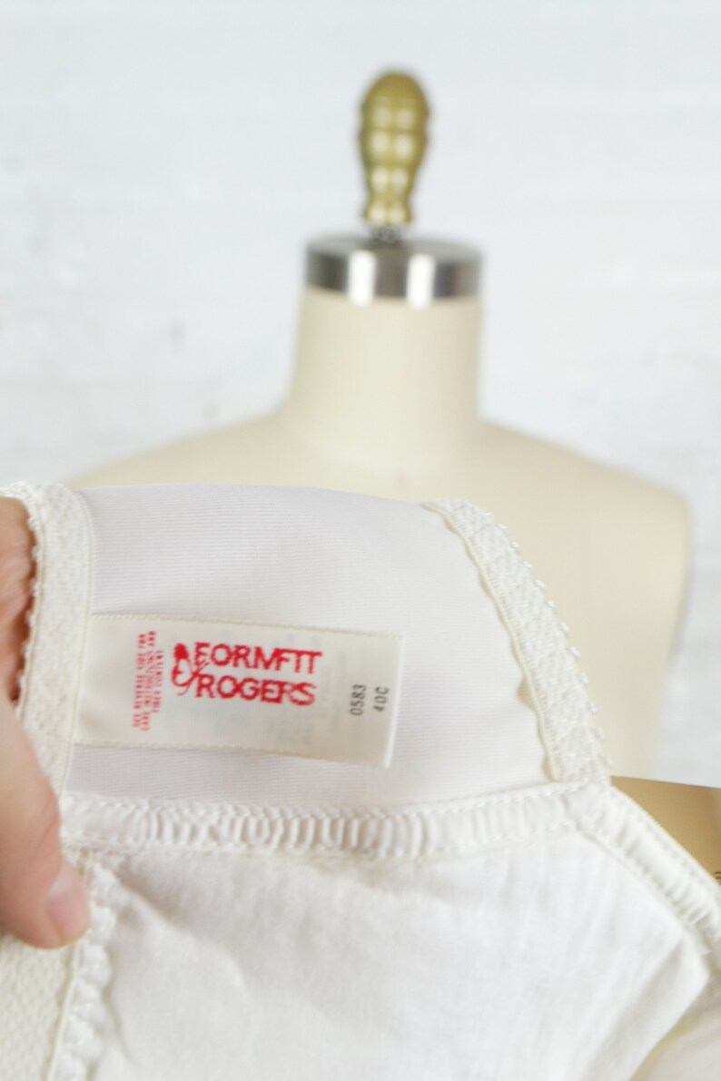 NOS 1970s Full Cup Bra . Vintage 70s Wire Free White Pin up - Etsy