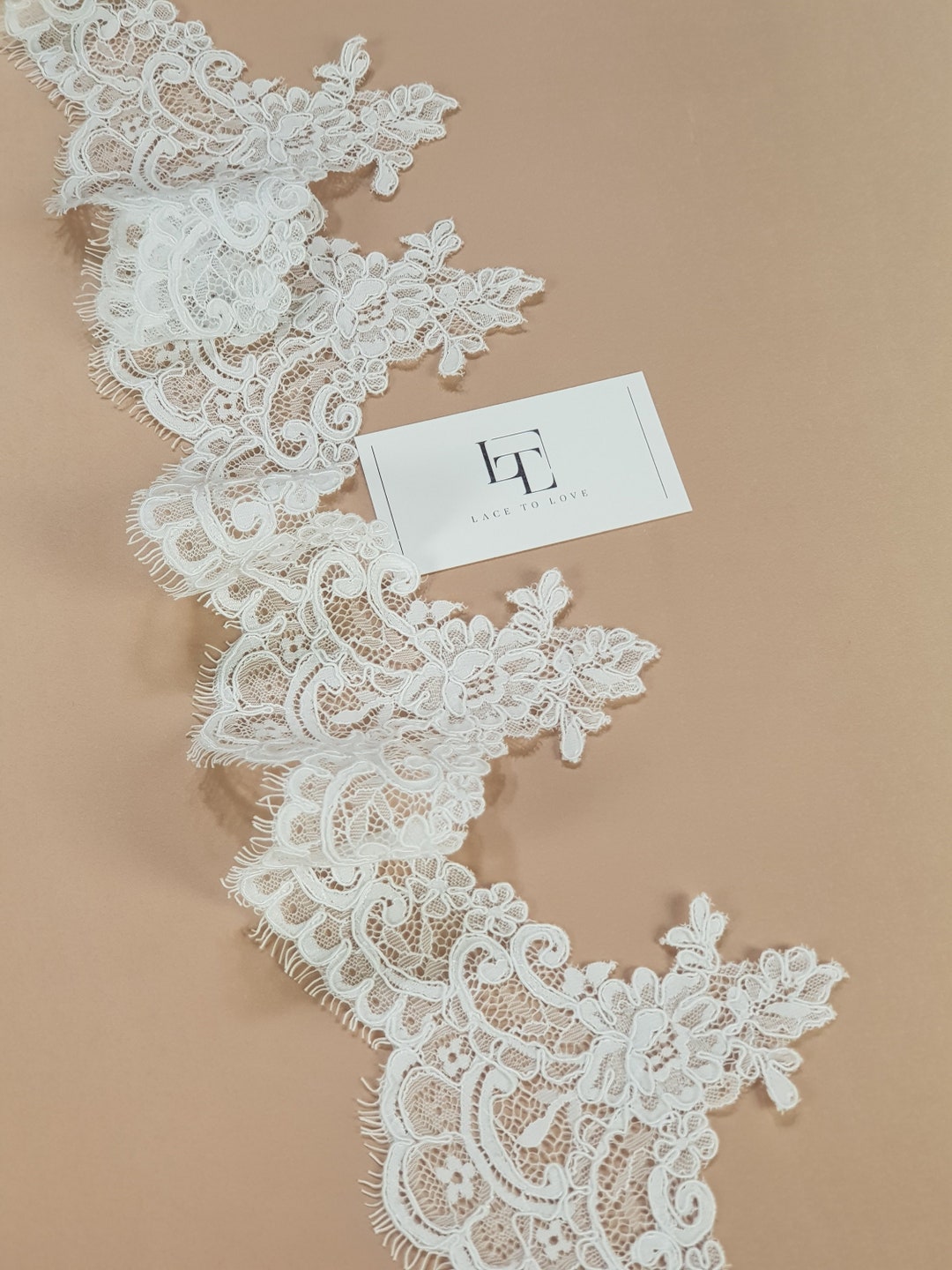 Snow White Chantilly Lace Trimming With Cord, French Lace, Wedding Lace ...