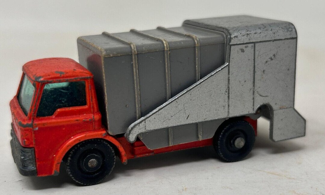 Vintage Matchbox No. 7 Refuse Garbage Truck - Etsy