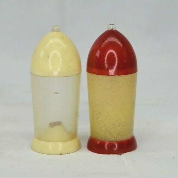 Vintage Set of Plastic Rocket Shaped Salt and Pepper Shakers | Etsy