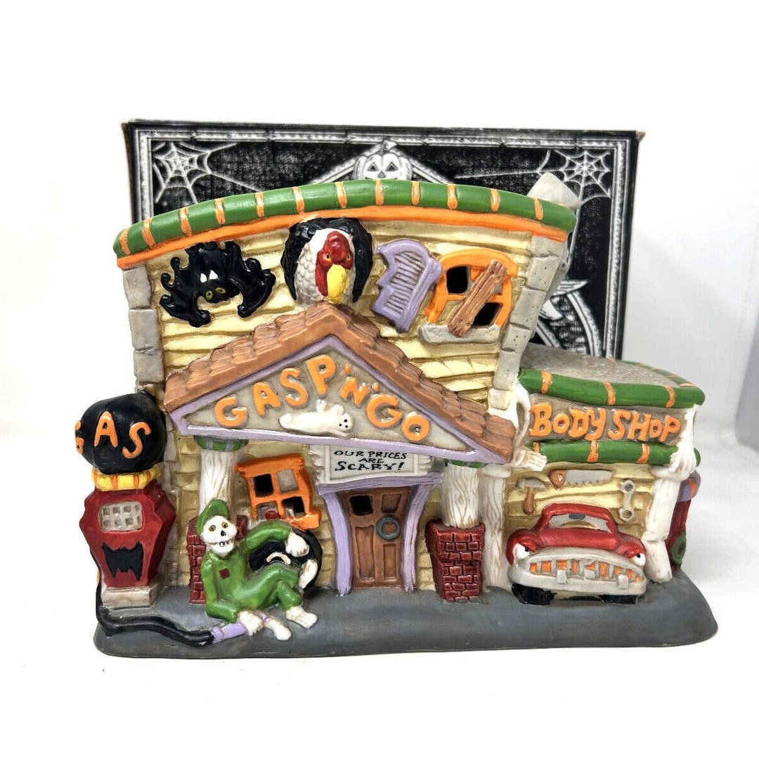 Vintage Creepy Hollow Gasp and Go Gas Station Light up Building W/ Box ...