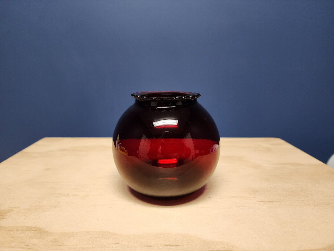 Ruby Red Sphere Glass Vase, Round Glass Vase, Ball Vase, Ruffles Edge ...