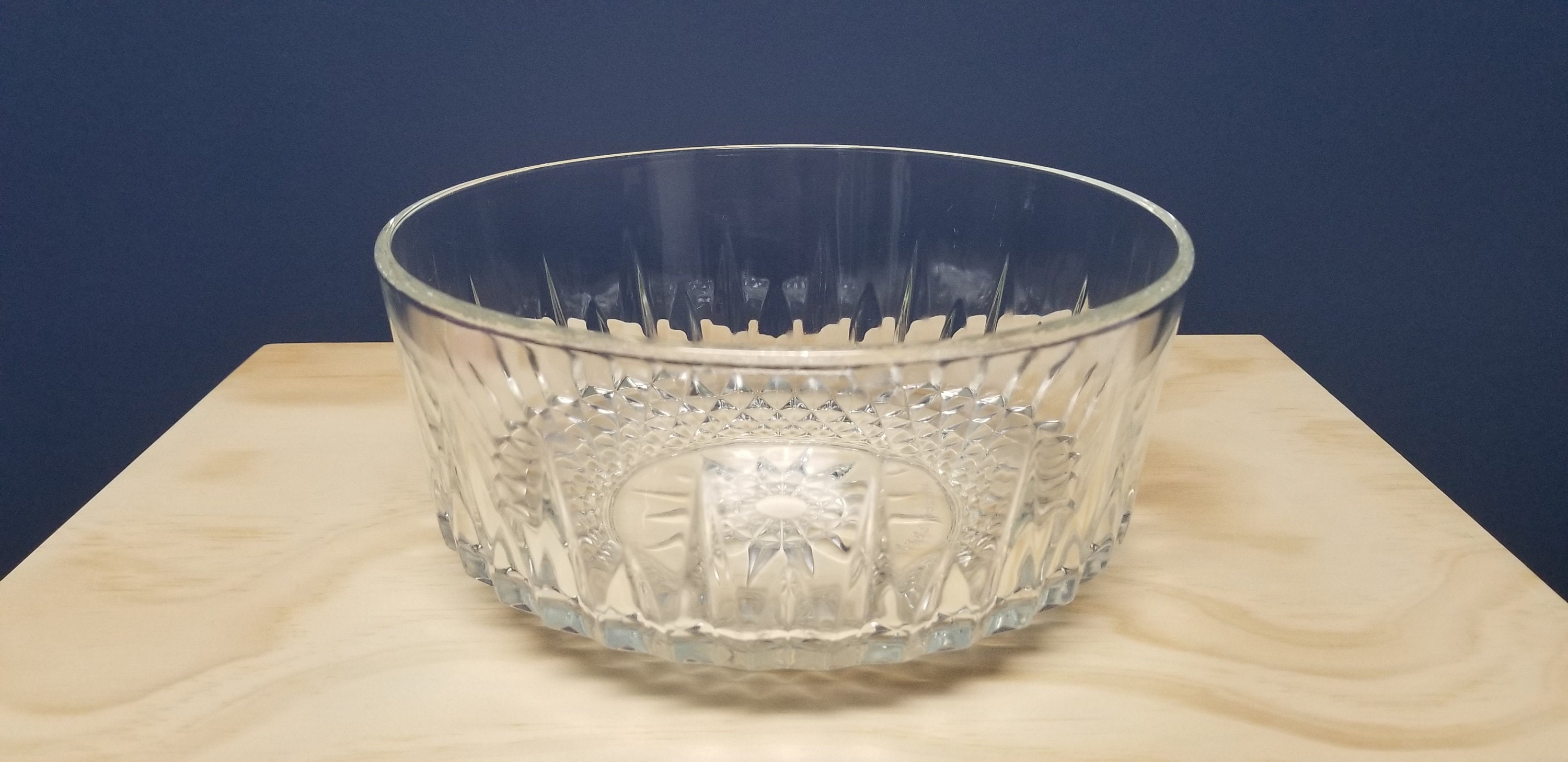 Vintage Clear Glass Serving Bowl With Diamond Pattern Arcoroc | Etsy