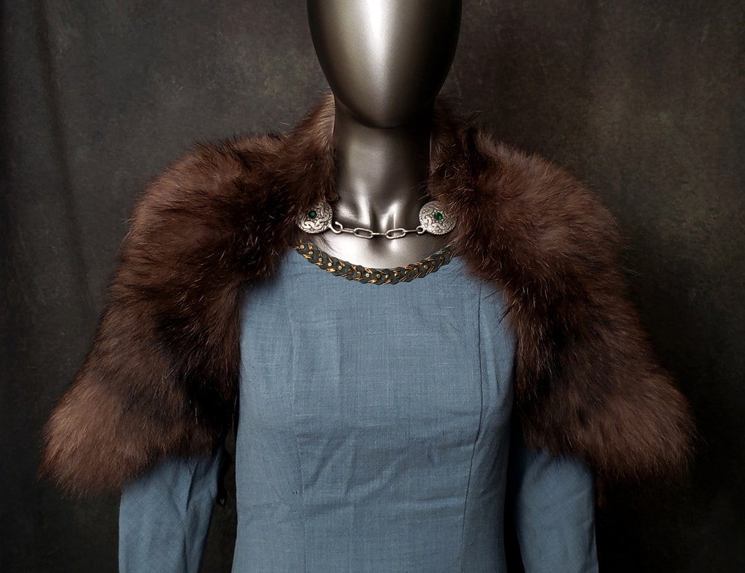 Black Coyote Fur Mantle Real Pelt Cape Viking Celtic Druid Warrior ...