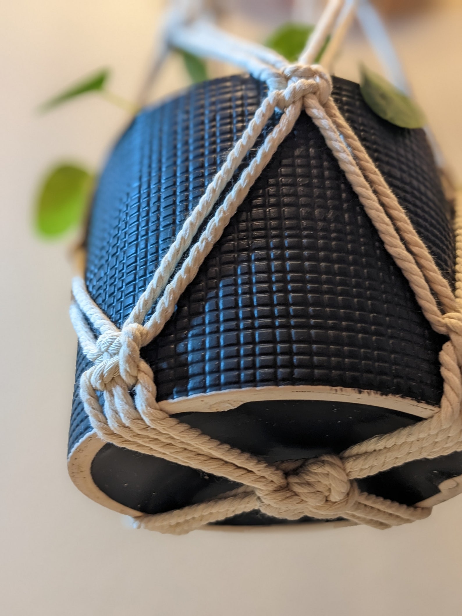 Macrame Hanging Plant Pot - Etsy