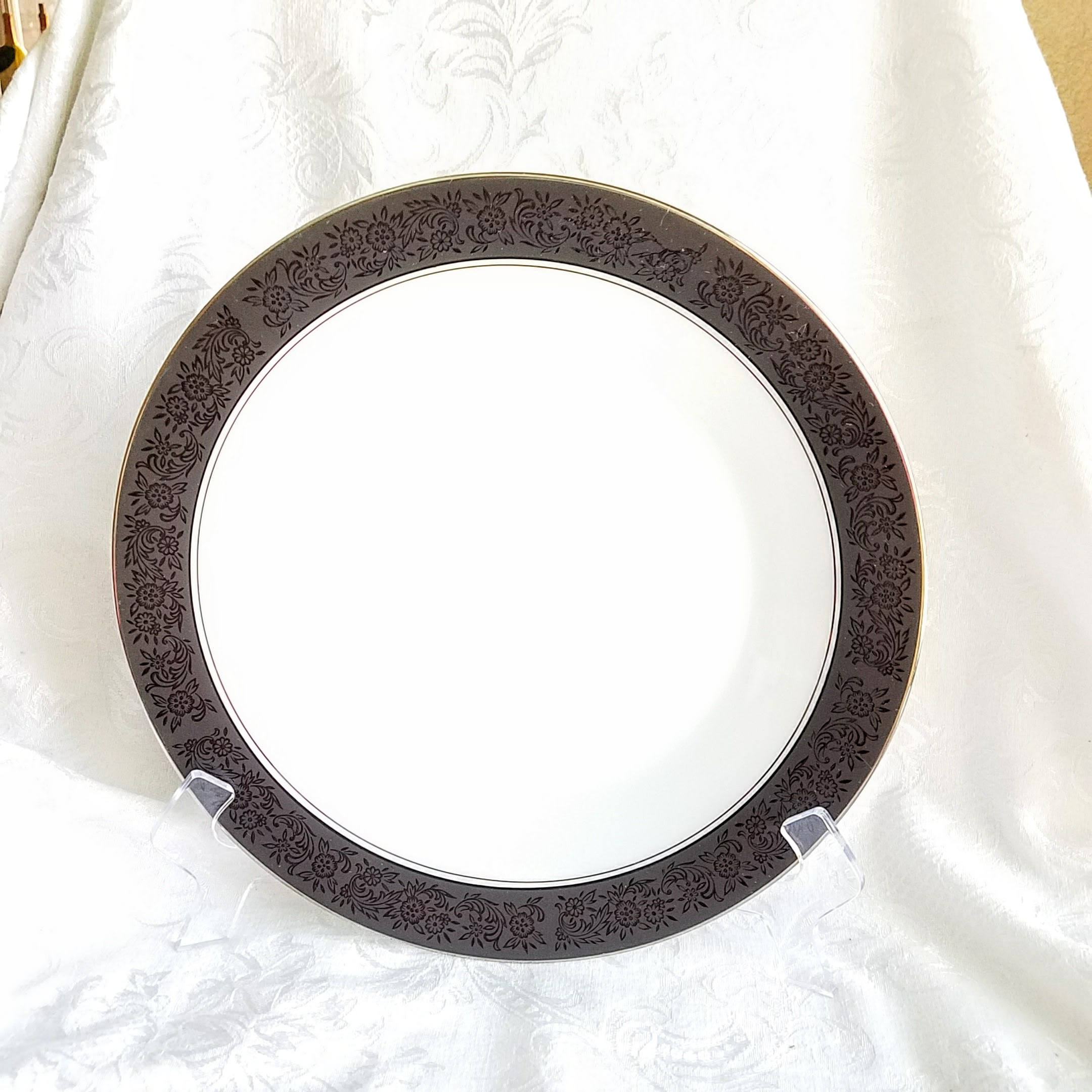 Vintage Noritake Dinner Plate Embossed Black Mirano 6878 10 | Etsy