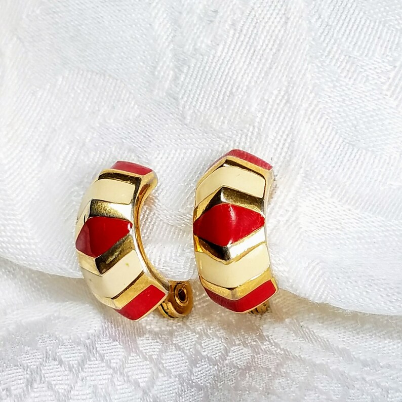 Vintage Red Cream Gold Clip on Earrings, Gold Tone Ribbed Chevron Ivory ...
