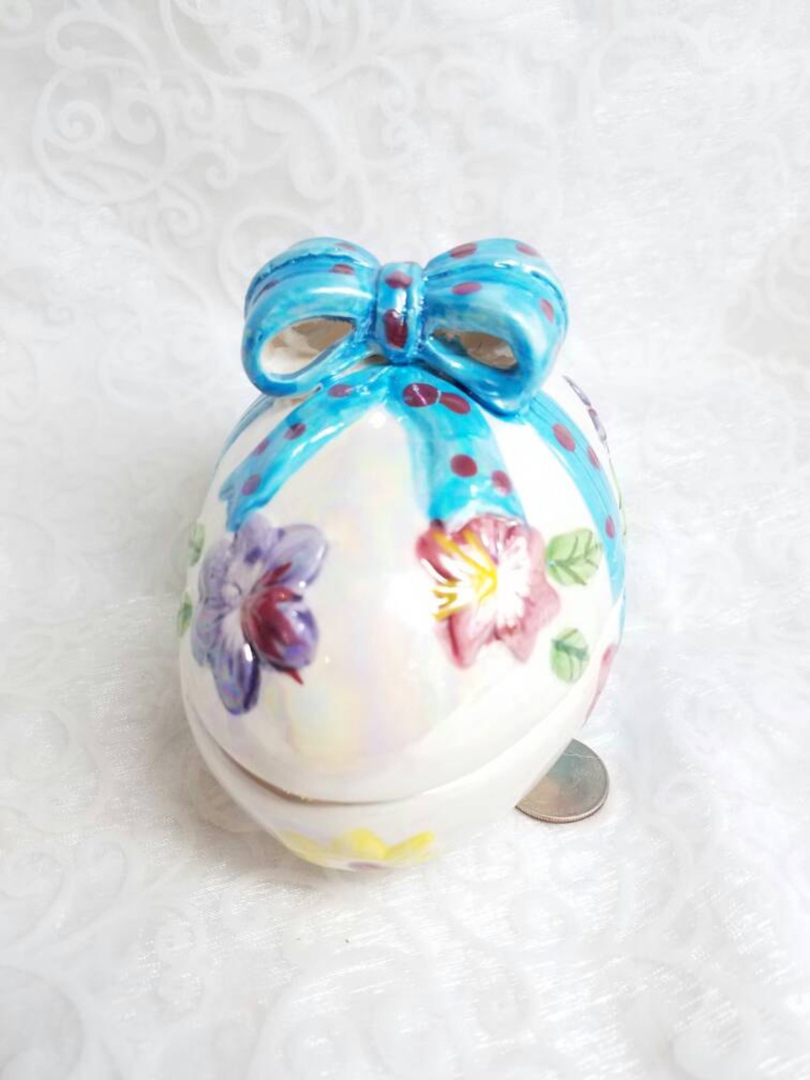 Lustreware Easter Egg Trinket Box, Vintage Ceramic Lusterware Egg ...