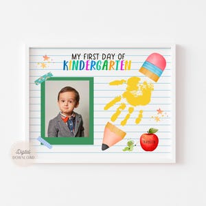 1st First Day of Kindergarten Board With Handprint Art and Photo ...
