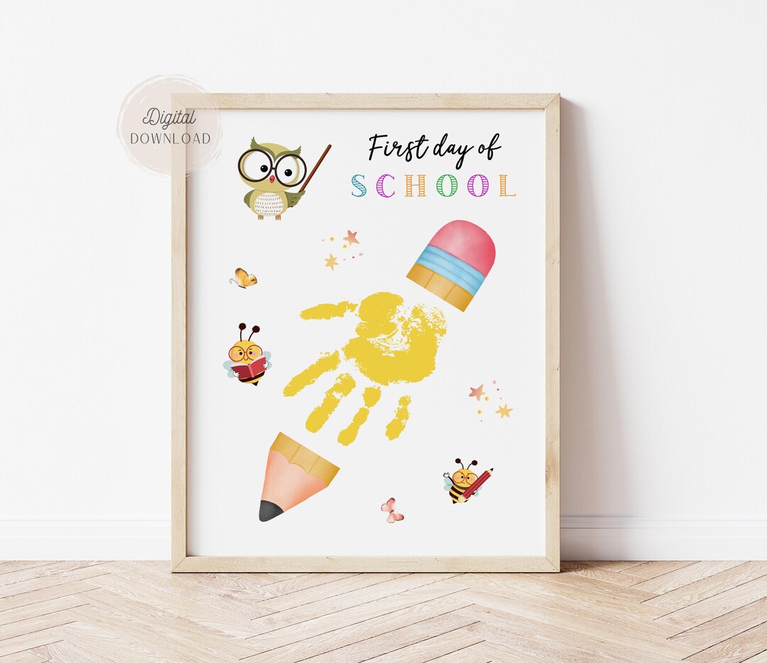 Pencil Handprint Art, 1st First Day School Craft, Childrens Handprint ...