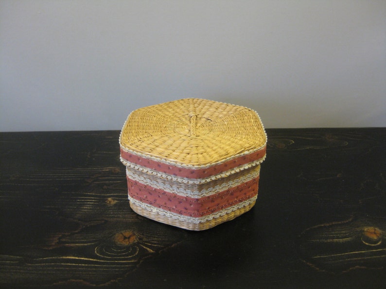 Small Hand Woven Straw Sewing Box / Small Vintage Sewing Box / Small ...