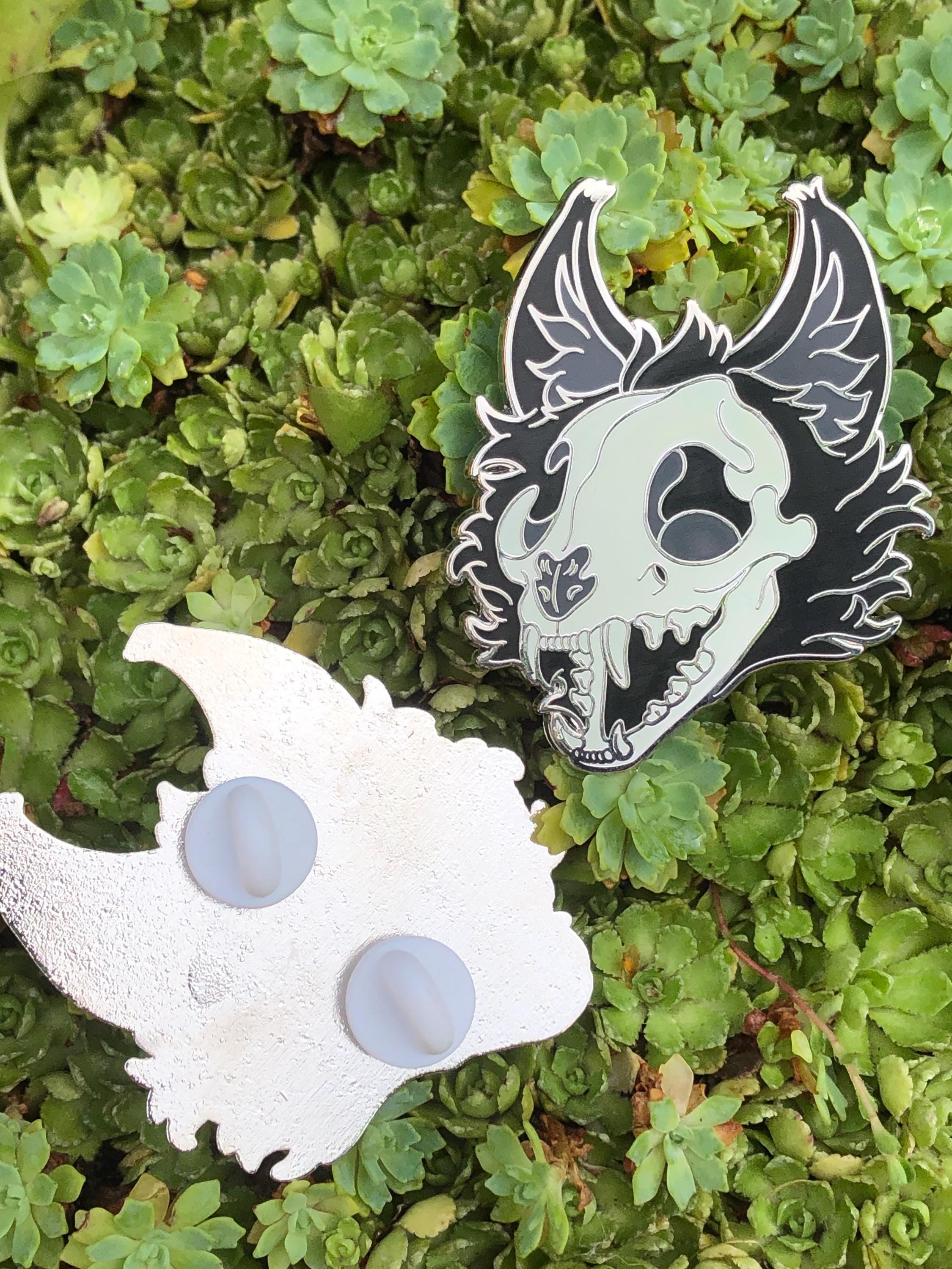 Glow in the Dark Cat Skull Enamel Pin - Etsy