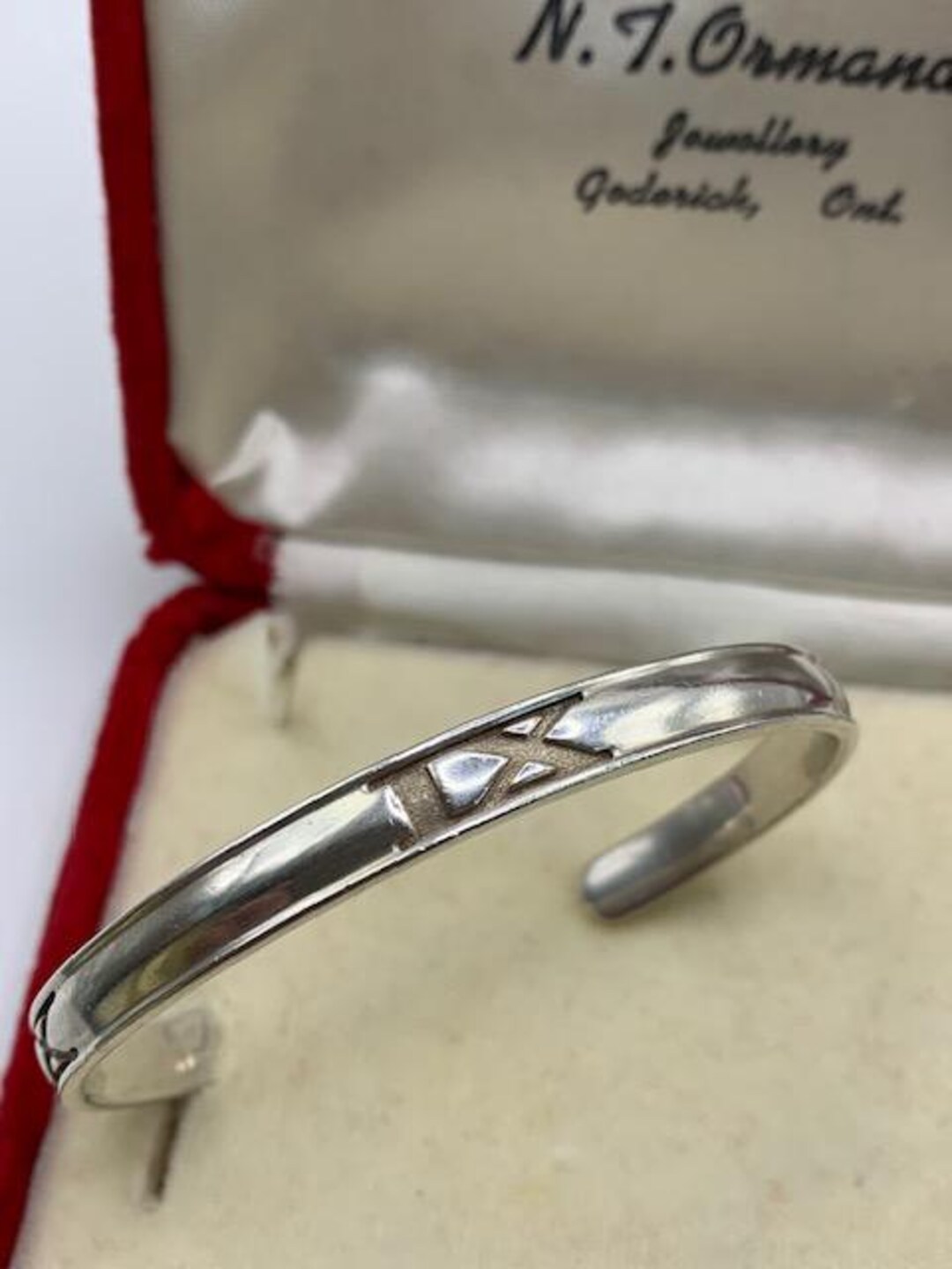 Rare and Special Woman's Sports Foundation 1X Sterling Silver Cuff ...
