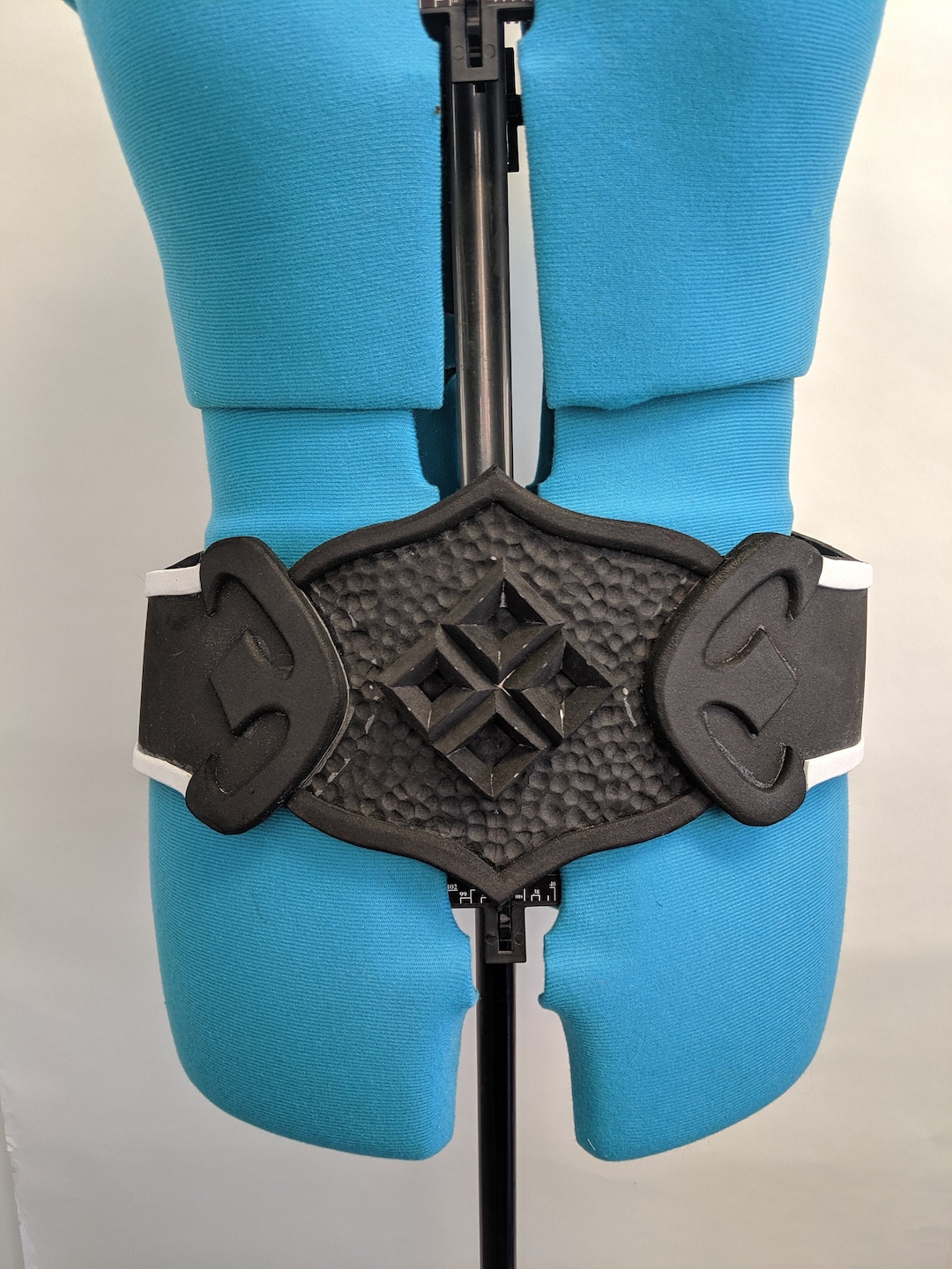 Monster Hunter World: Azure Starlord Belt and Hip Armor Cosplay Pattern ...