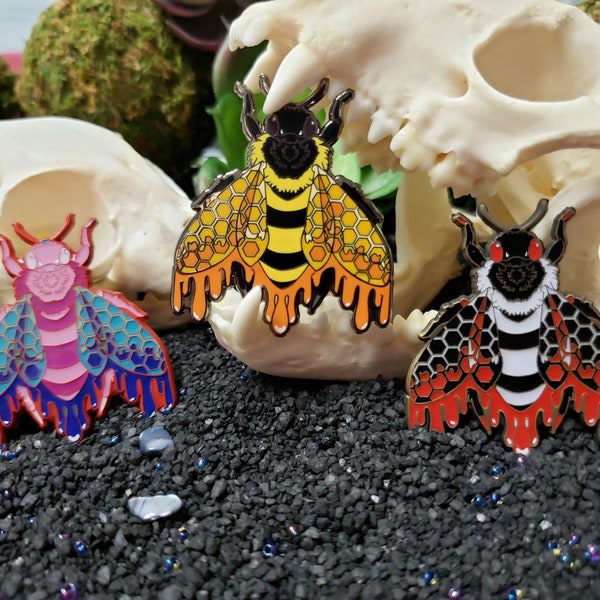 Bee Enamel Pin - Etsy