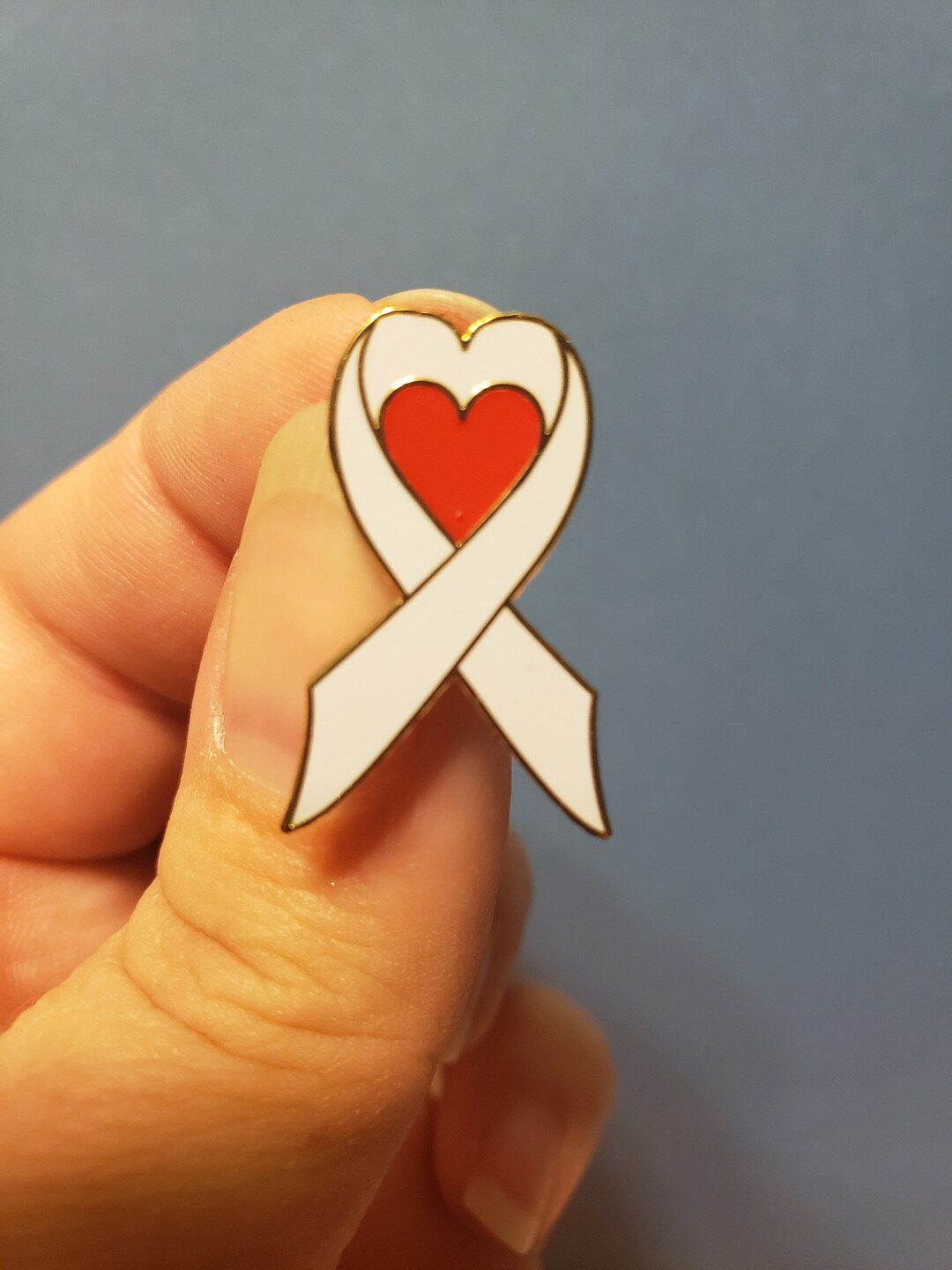 Heart Shaped Awareness Ribbon Enamel Pin - White - Emphysema, Lung and ...