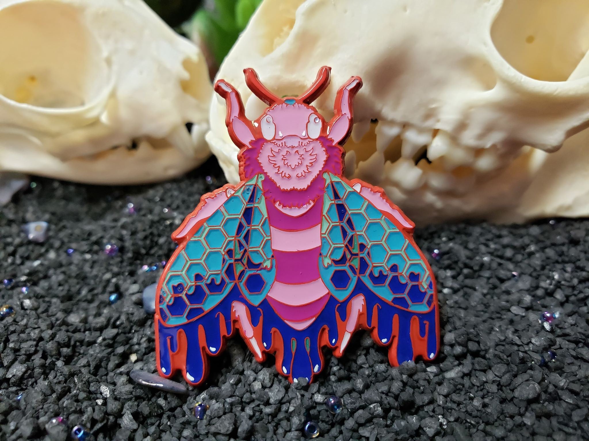 Bee Enamel Pin Yellow Disappear Pink Bee Gold Bee Black - Etsy