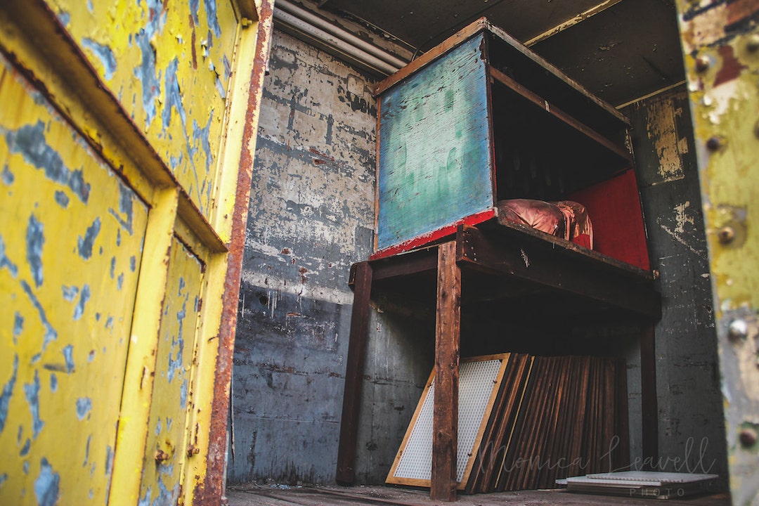 Carny Series 2 of 4: Sideshow Magic Box - Abandoned Vintage Carnival ...
