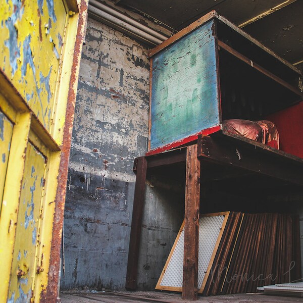 Sideshow - Etsy