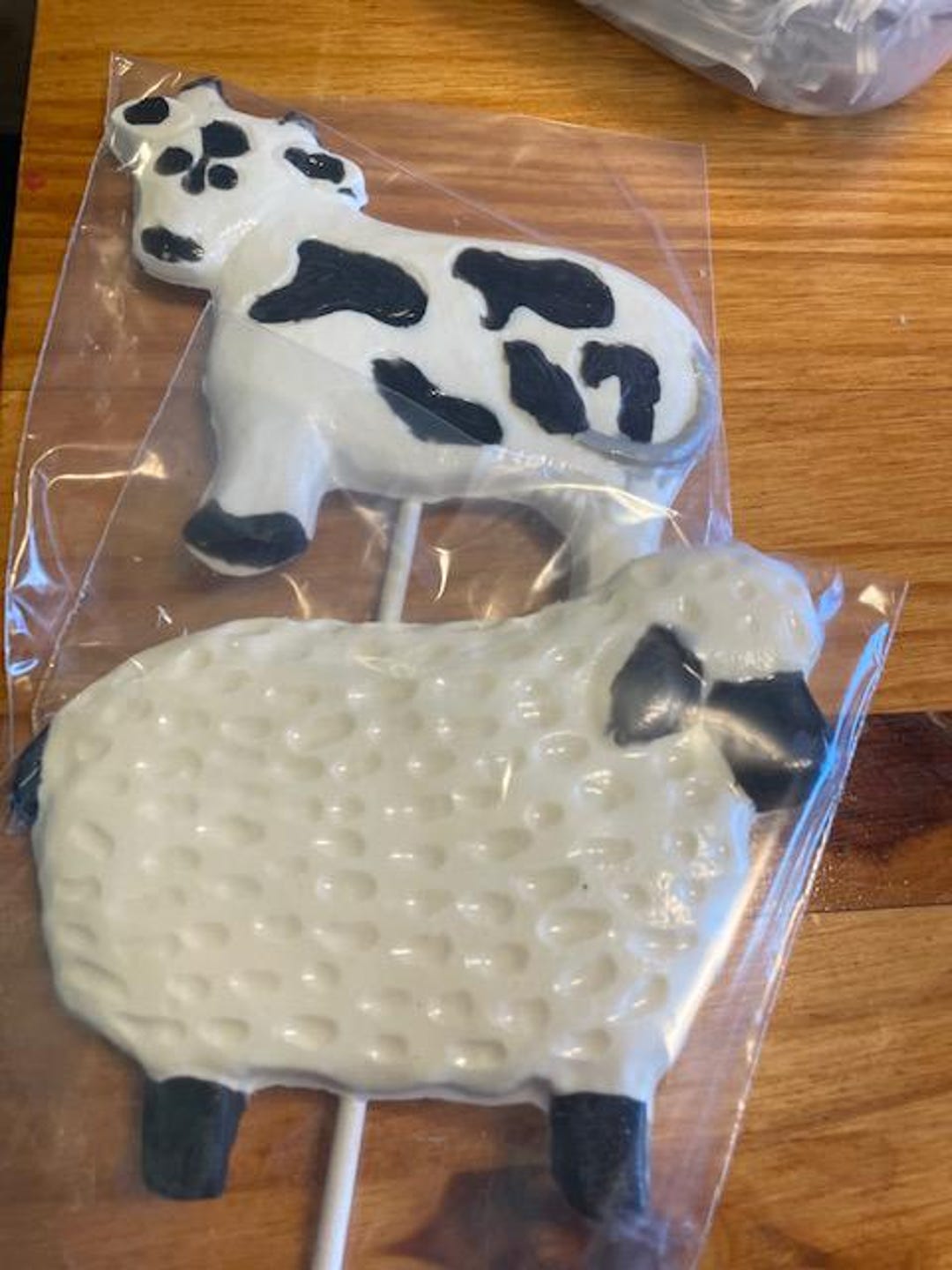 Farm Animals Chocolate Candy Cow and Sheep Solid Melt in Your Mouth ...