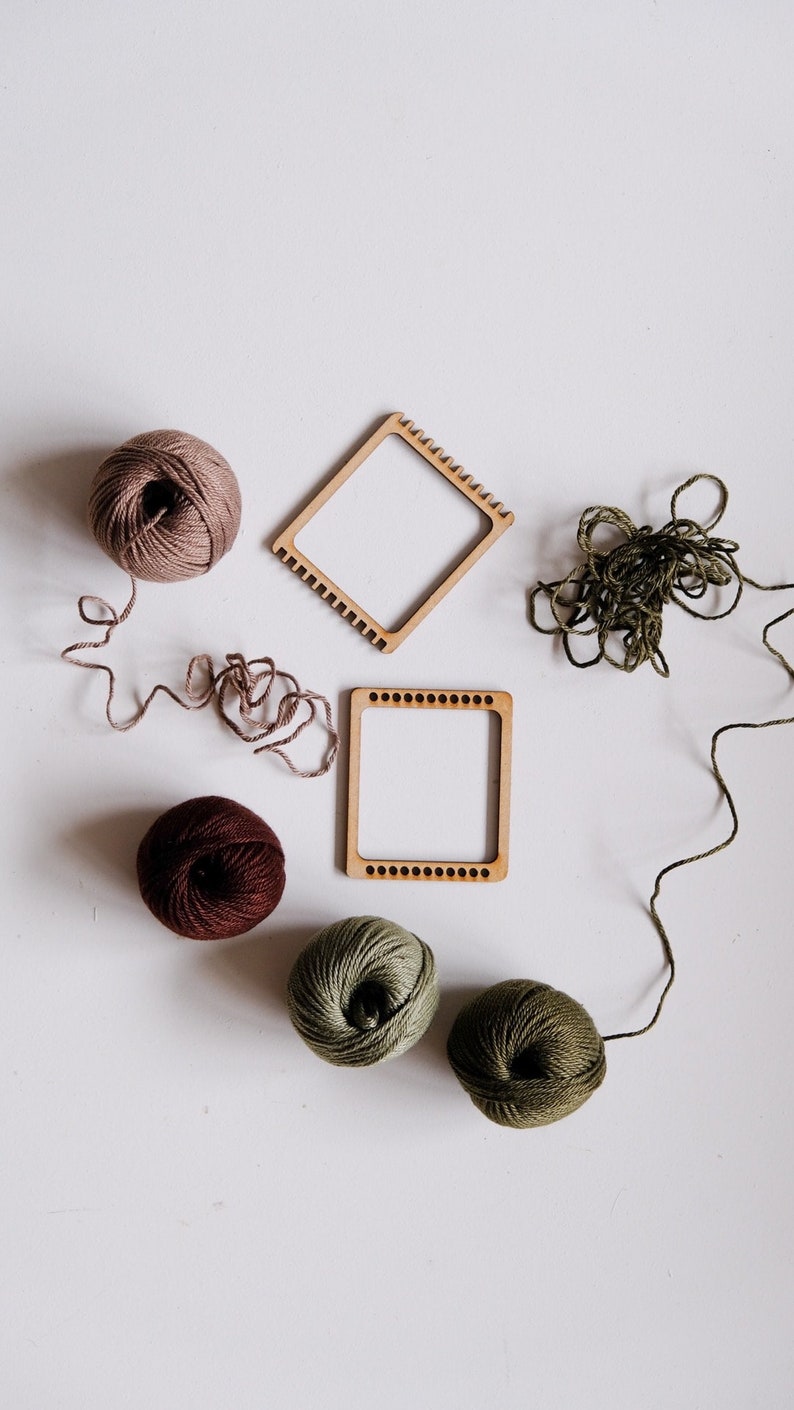 Miniature Weaving Frame / Loom for Tiny Weavings - Etsy