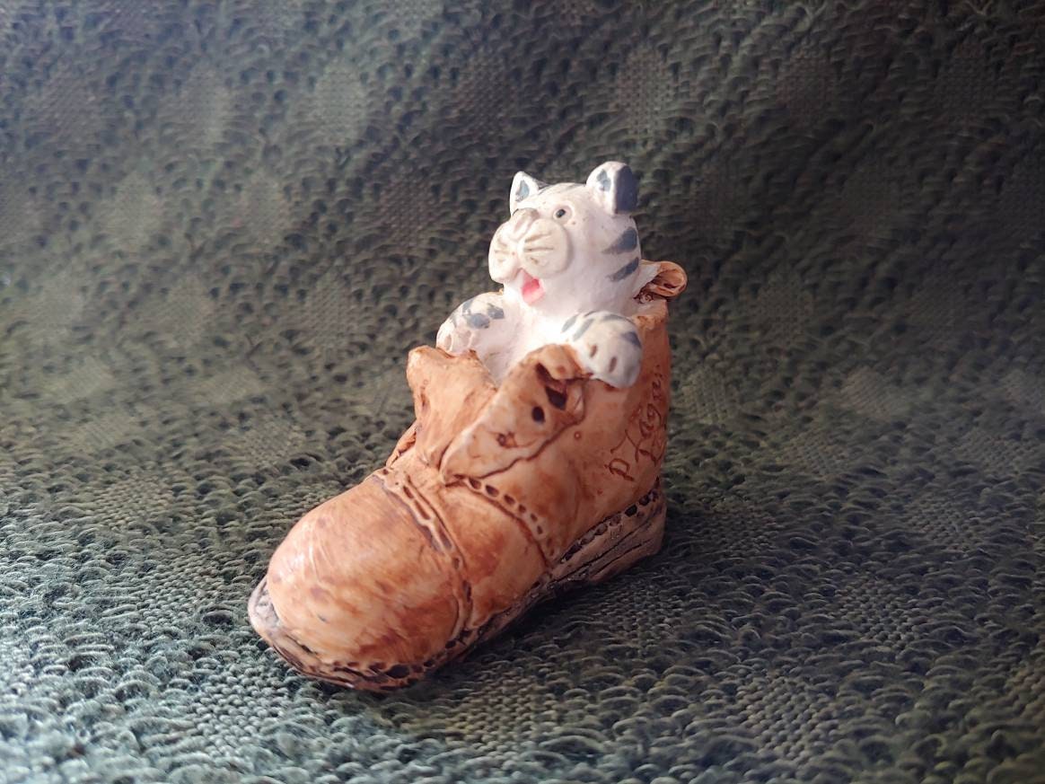 Set of 3 Peter Fagan Cat Figurines - Etsy