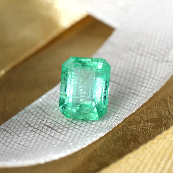 Bright Emerald Green - Etsy