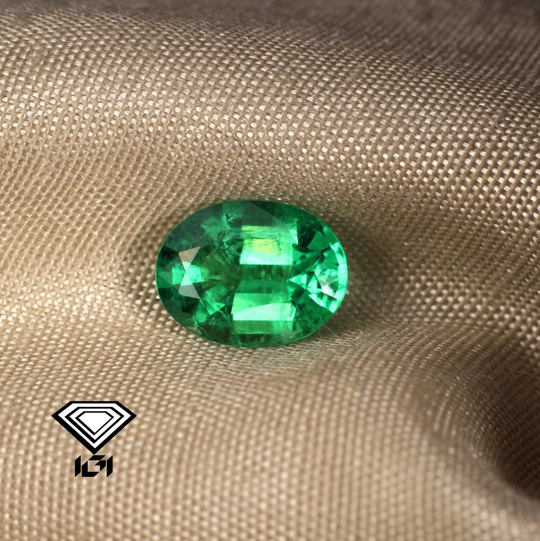 Natural Emerald Oval 1.50cts-igi Certified Emerald Loose -vivid Golden ...