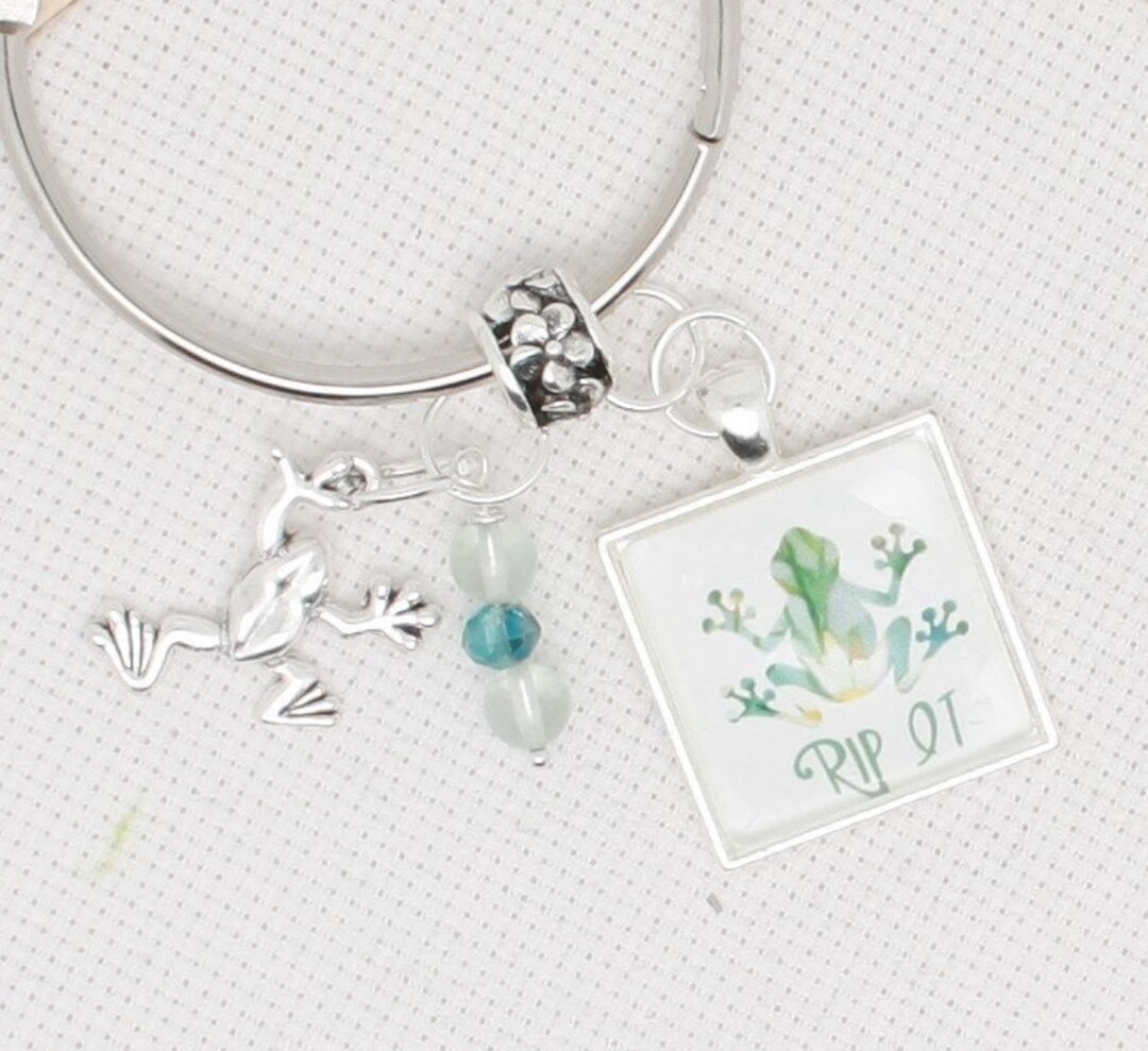 Frog (rip It) Floss Ring / Thread Drop/ Thread Keeper for Cross Stitch ...