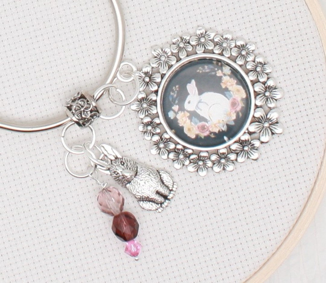 Bunny Floss Ring / Thread Drop/ Thread Keeper for Cross Stitch or Embroidery Floss - Etsy