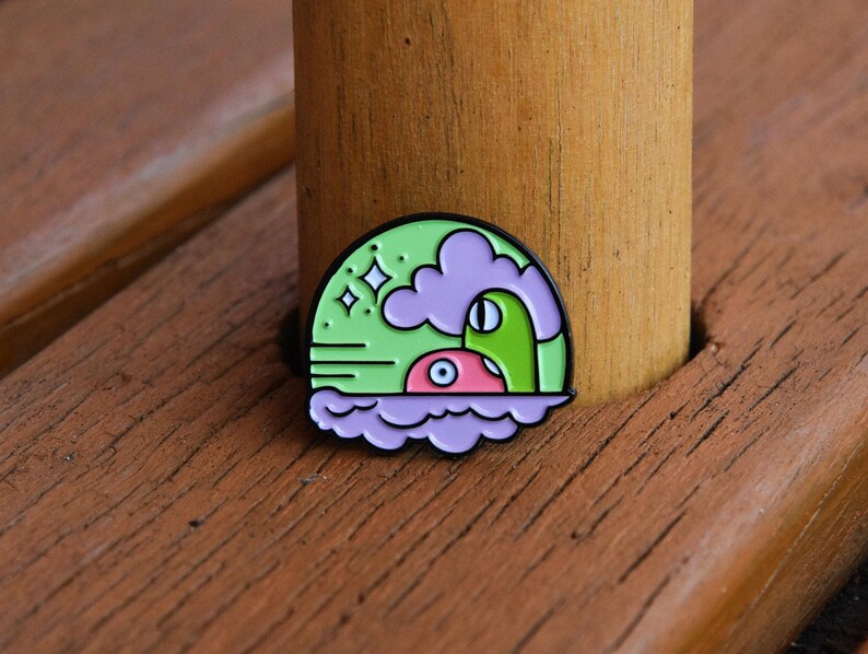 Cute Alien Soft Enamel Pin Badge WITH FREE STICKER - Etsy
