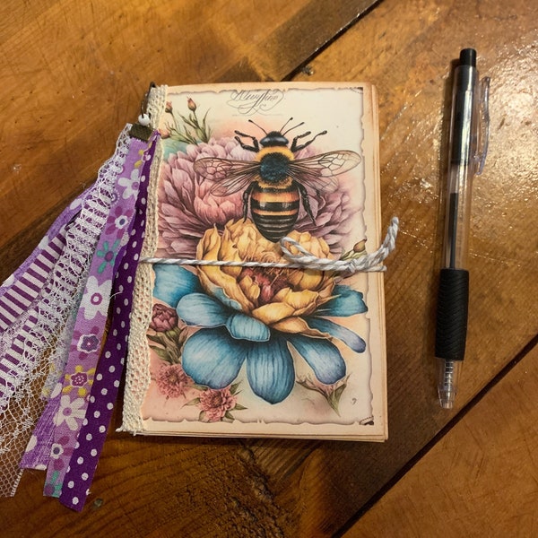 Bee Junk Journal - Etsy