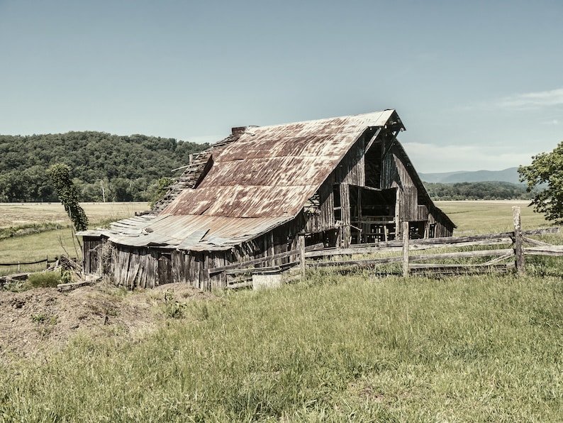 Rustic Barn -- Photo, Digital Download - Etsy