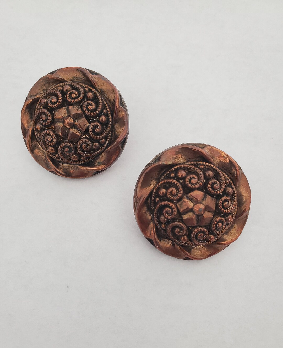 Large Vintage Copper-tone Button Floral Design Clip on - Etsy