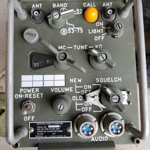 Vintage Humvee Receiver R-442a/vrc Auxiliary Radio in Very Good ...