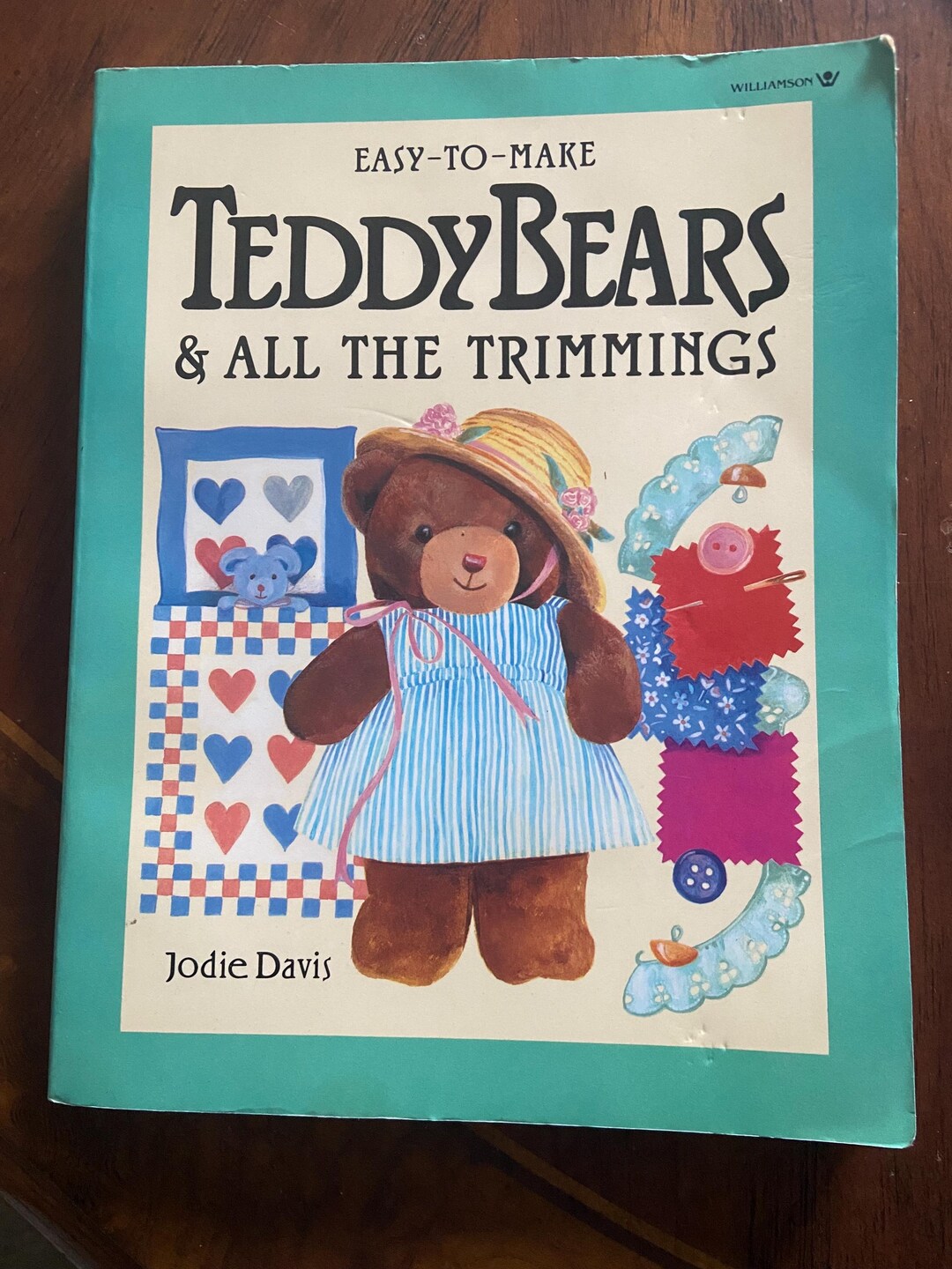 Book. Easy to Make Teddy Bears & All the Trimmings by Jodie Davis ...