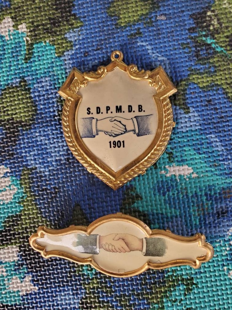 Vintage 1901 Fraternal Pins 2 Celluloid. Fraternal Handshake Pins. Odd ...