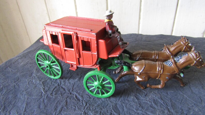 Antique Toy Stage Coach, Old West Toys, Wild West Vintage Cast Iron ...