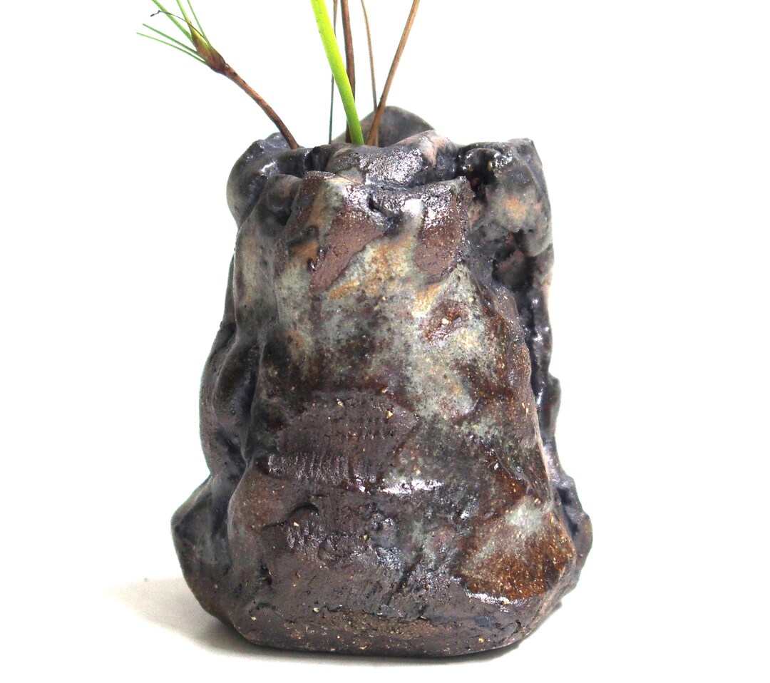 Mini Rock Vase, Slate Like Rock Formation, Dark Stoneware - Etsy