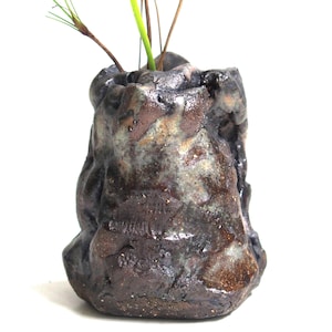 Mini Rock Vase, Slate Like Rock Formation, Dark Stoneware - Etsy