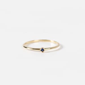 Simple Sapphire Ring 14K Gold - Natural Blue Gemstone Solitaire Ring ...