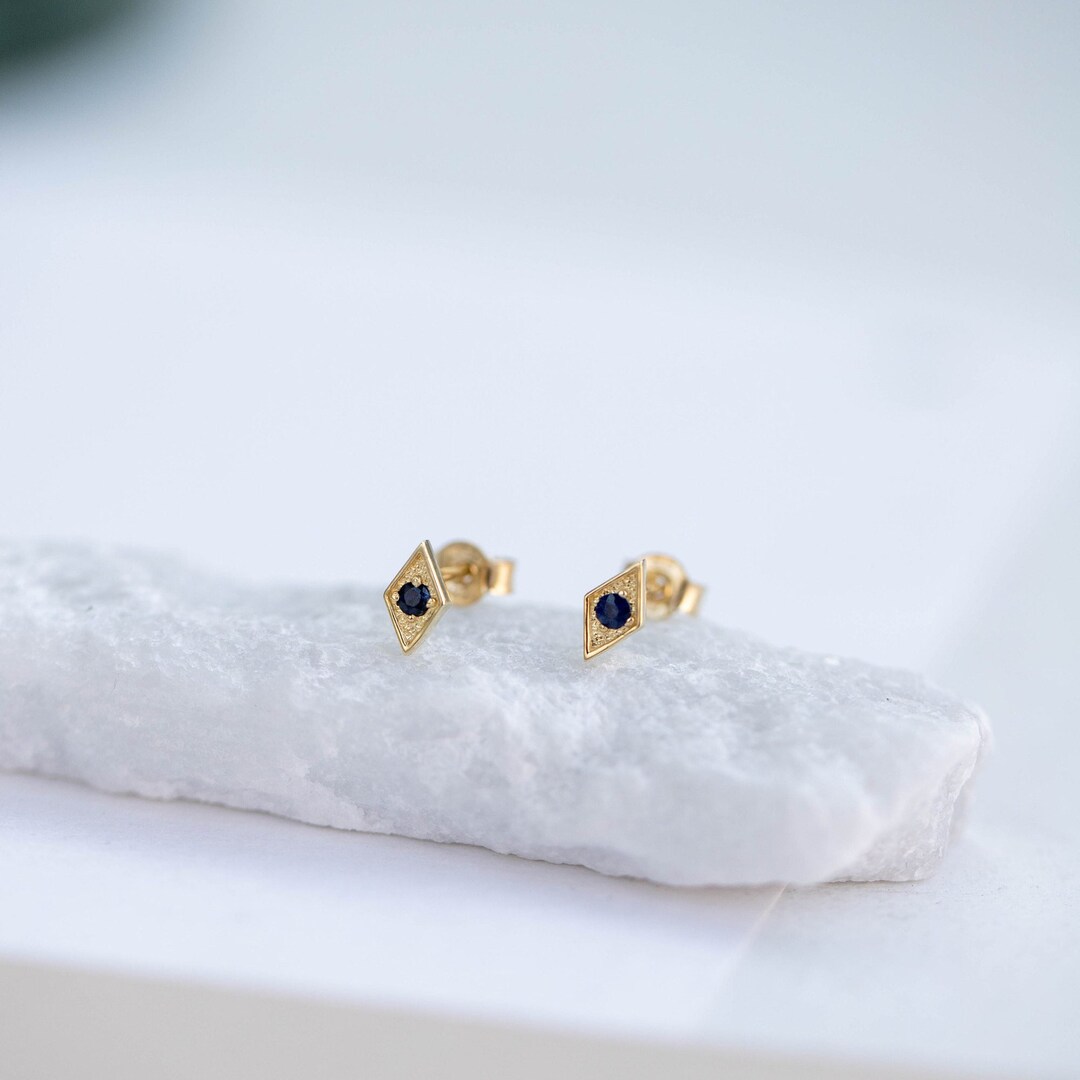 Blue Sapphire Stud Earrings 14K Solid Gold Diamond Shape - Dainty ...