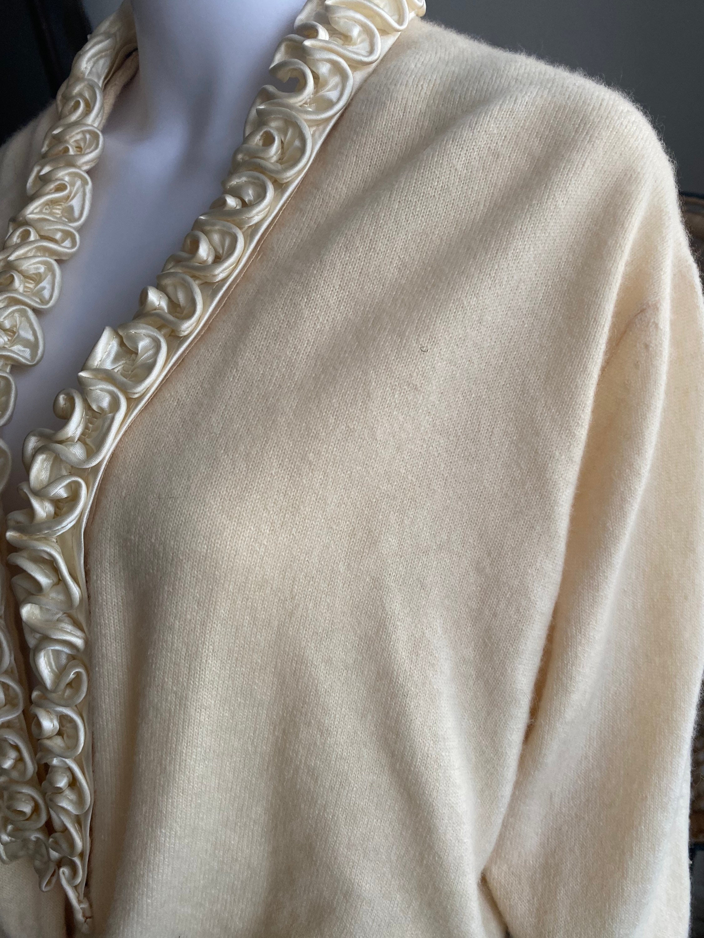 Vintage 50s Midcentury Luxe Cream Cashmere Cardigan Cozy Minimalist ...