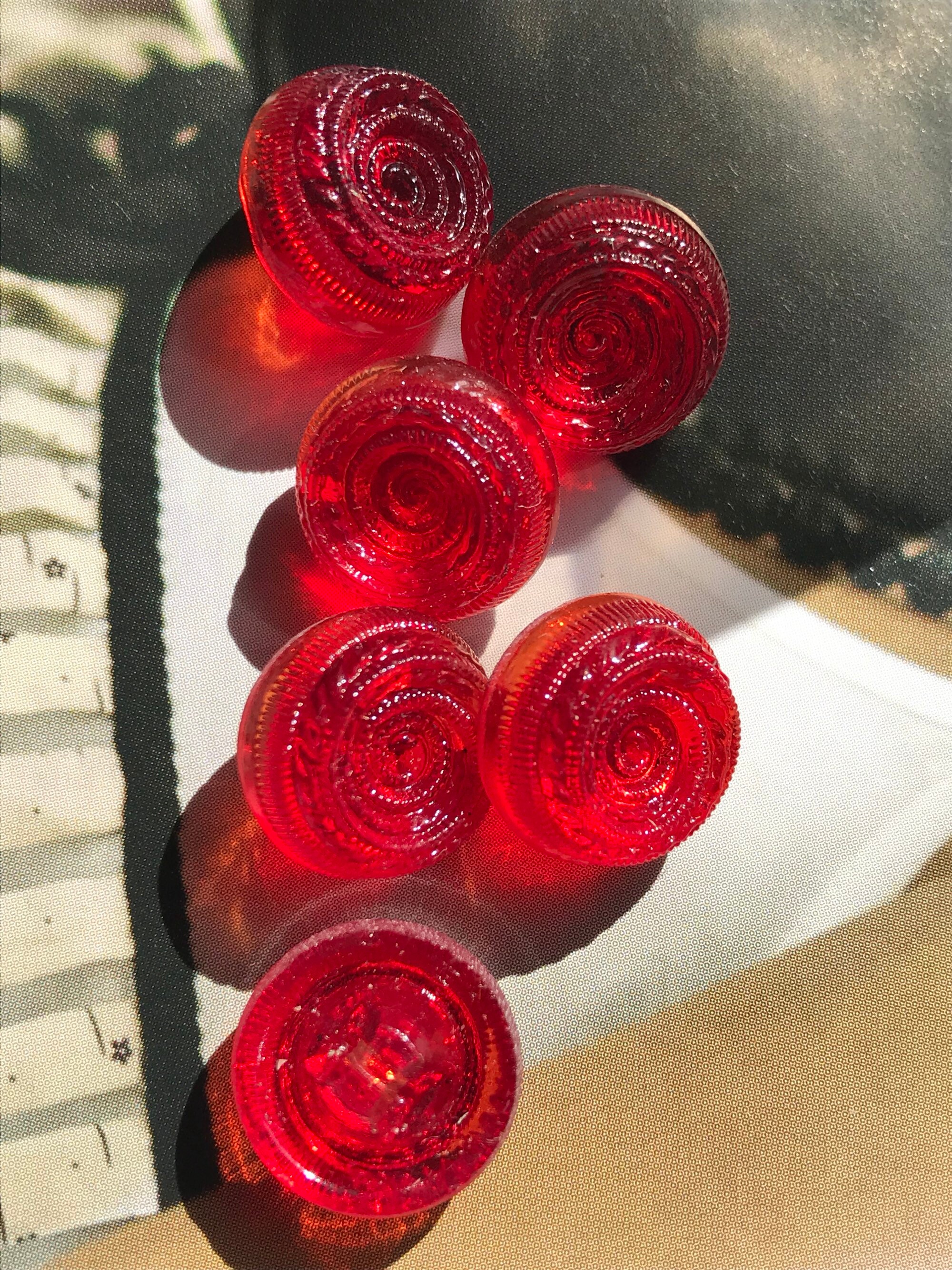 Collectibles Art & Collectibles clear red swirling buttons 6 handmade ...